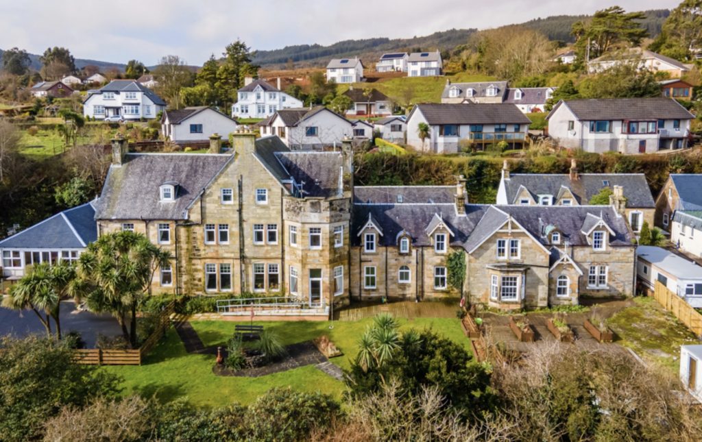 27-bedroom old Whiting Bay Hotel comes to market - Hotel Scotland